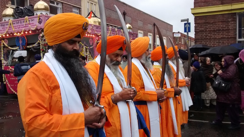 Nagar Kirtan Attended by Thousands in Leicester Pukaar News – Leicester